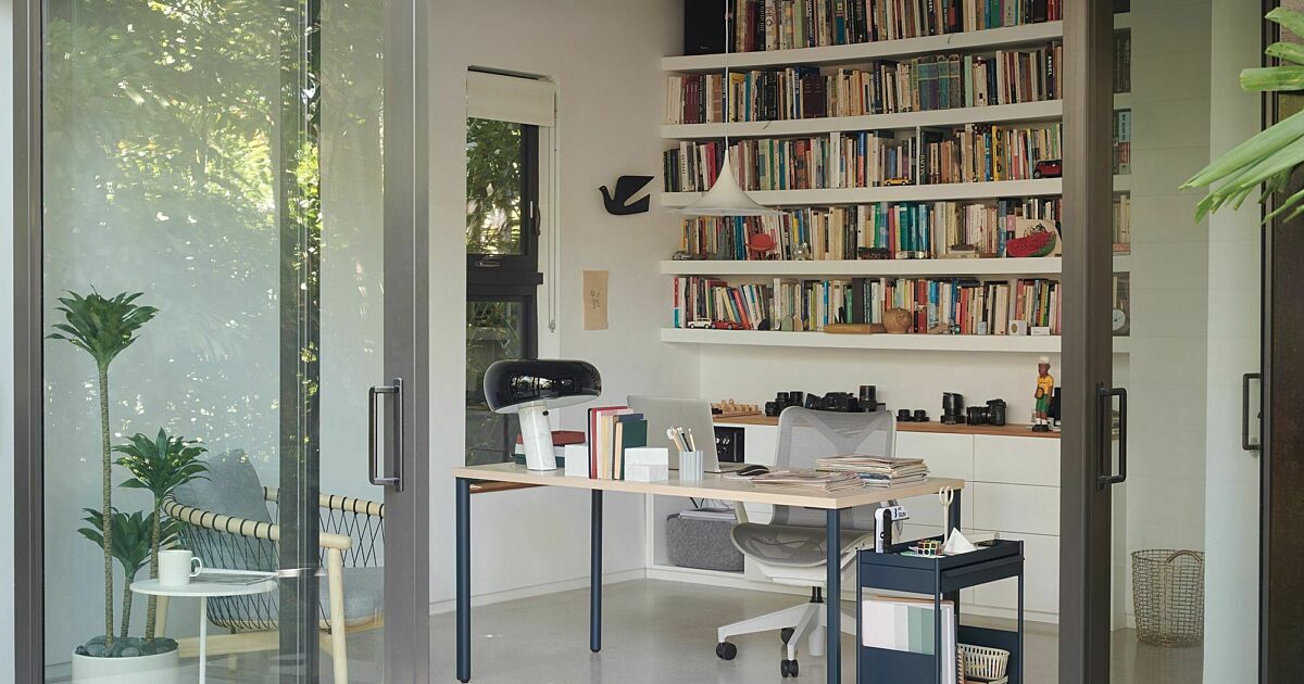 Office Interiors | How to Set Up a Professional Office Space at Home